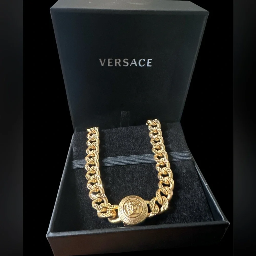 Versace | Jewelry | Versace Gold Medusa Chain Necklace New In Box ...
